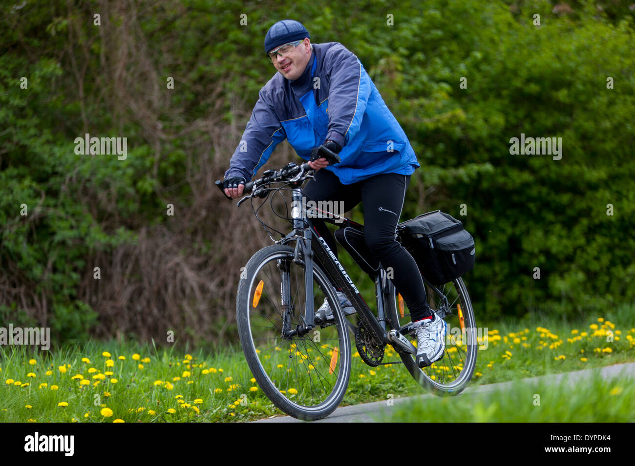 Sports path hi-res stock photography and images - Alamy