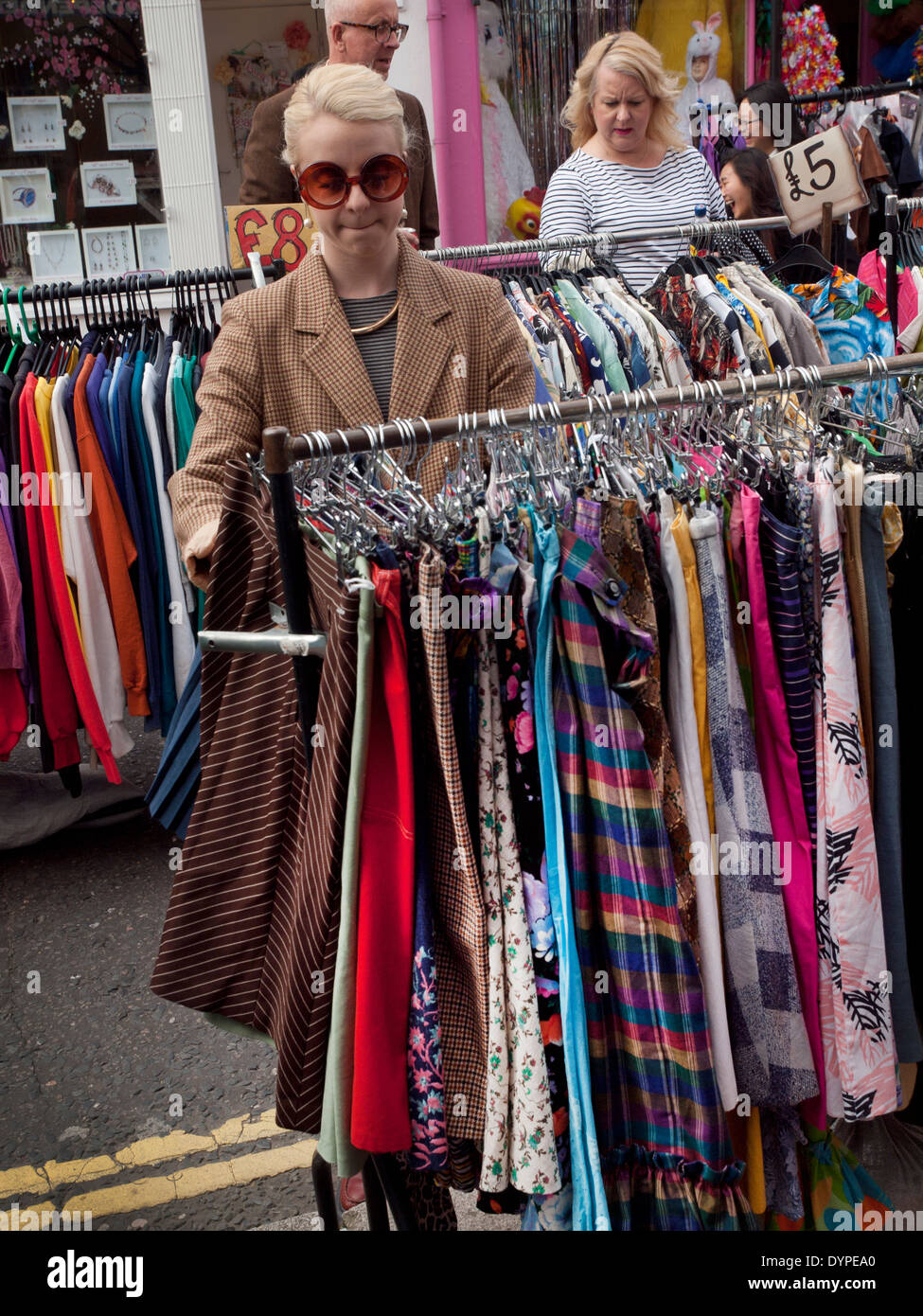 Girl clothes stall hi-res stock photography and images - Alamy