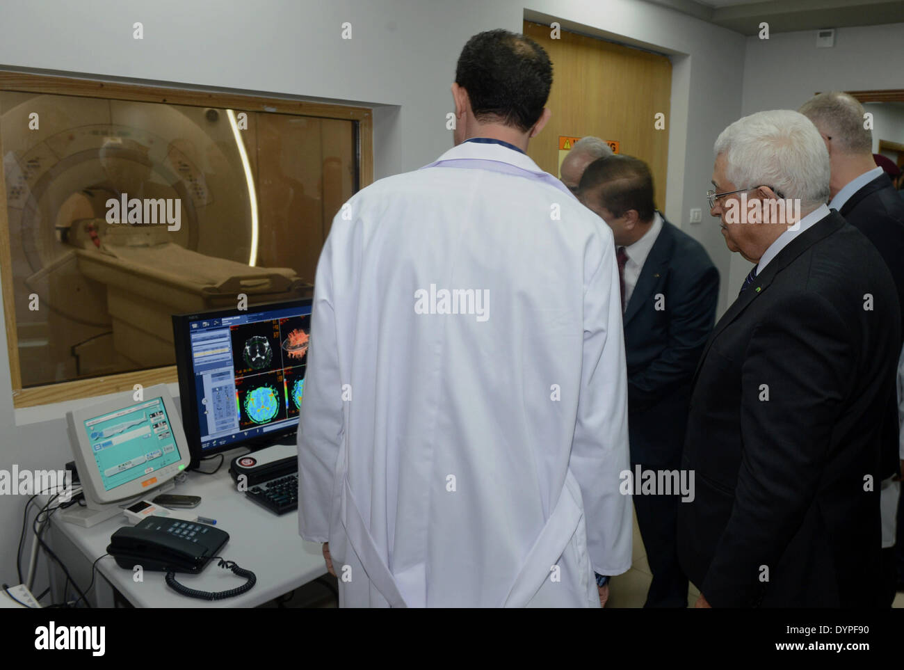 Ramallah, West Bank, Palestinian Territory. 24th Apr, 2014. Palestinian ...