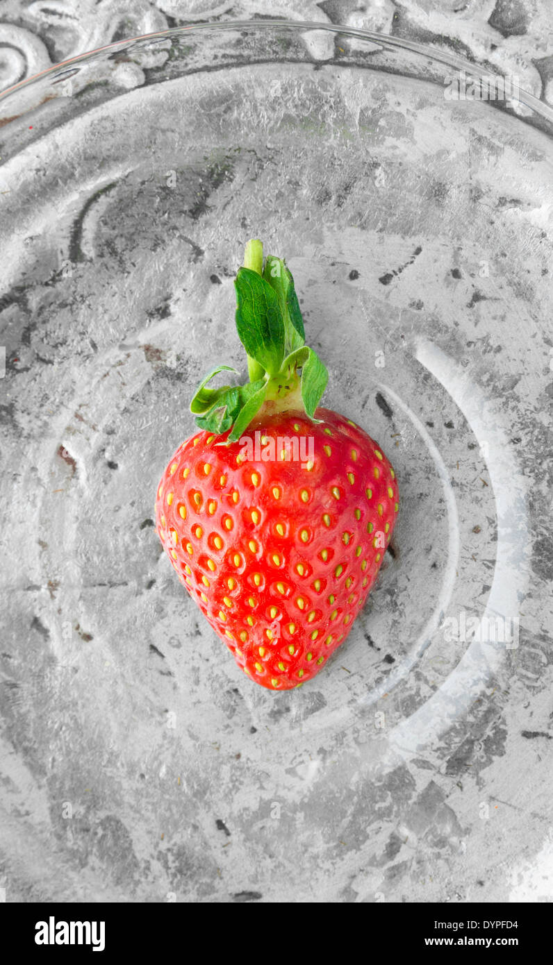 Strawberry on gray background hi-res stock photography and images - Alamy