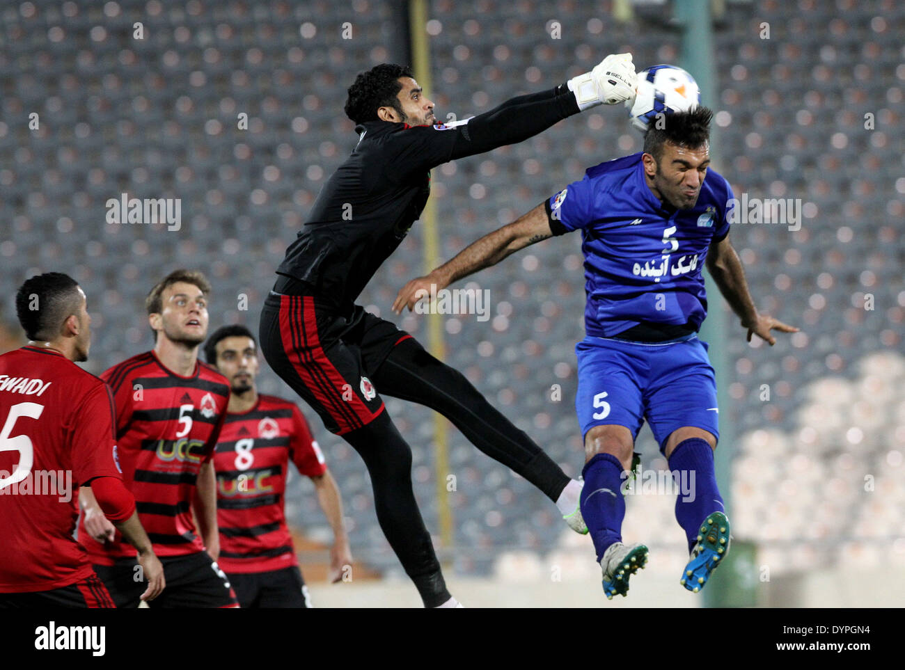 Tehran, Iran. 23rd Apr, 2014. Hanif Omran Zadeh (R) of Iran's Esteghlal ...