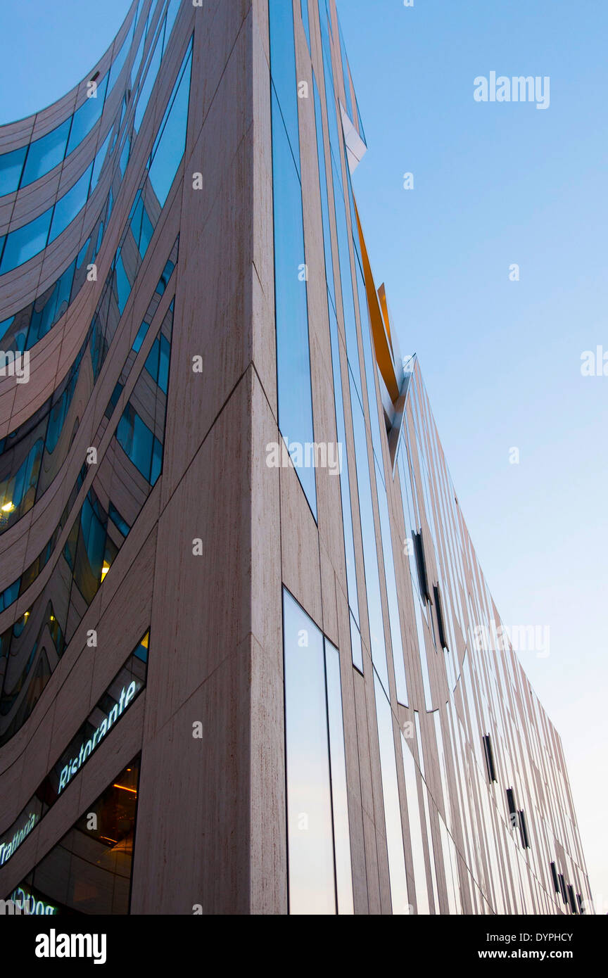 Kö-Bogen Building Düsseldorf Stock Photo - Alamy