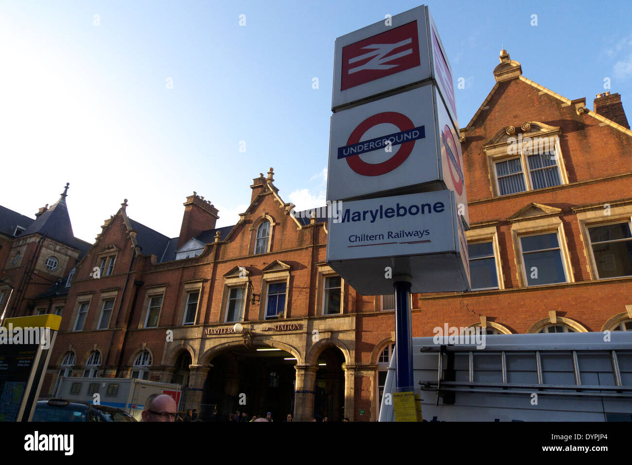 London rail map hi-res stock photography and images - Alamy
