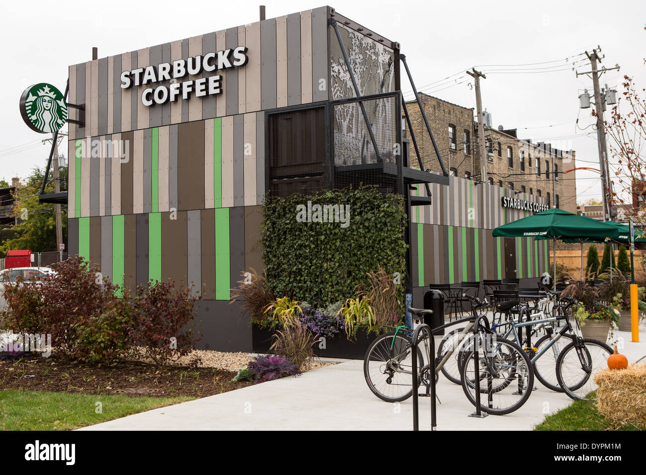 Starbucks Coffee shop built out of recycled shipping containers in ...