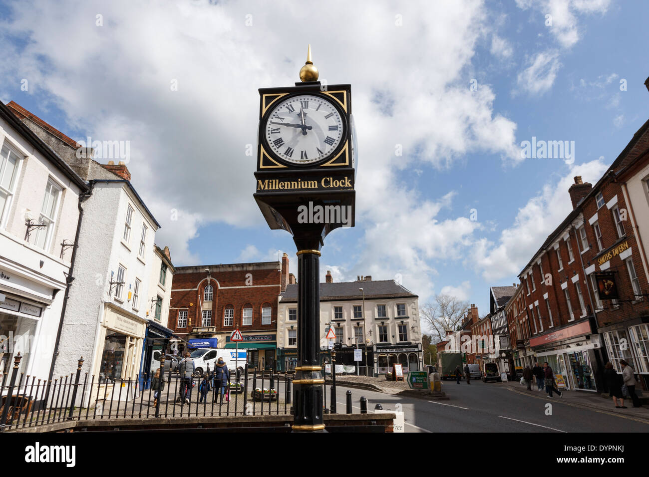 ashbourne town centre derbyshire england Stock Photo - Alamy
