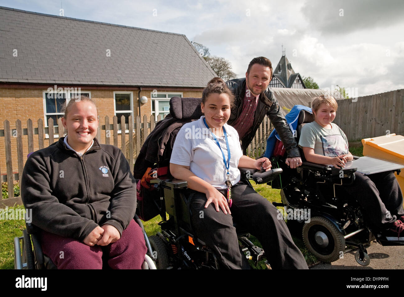 With actor alex walkinshaw hi-res stock photography and images - Alamy