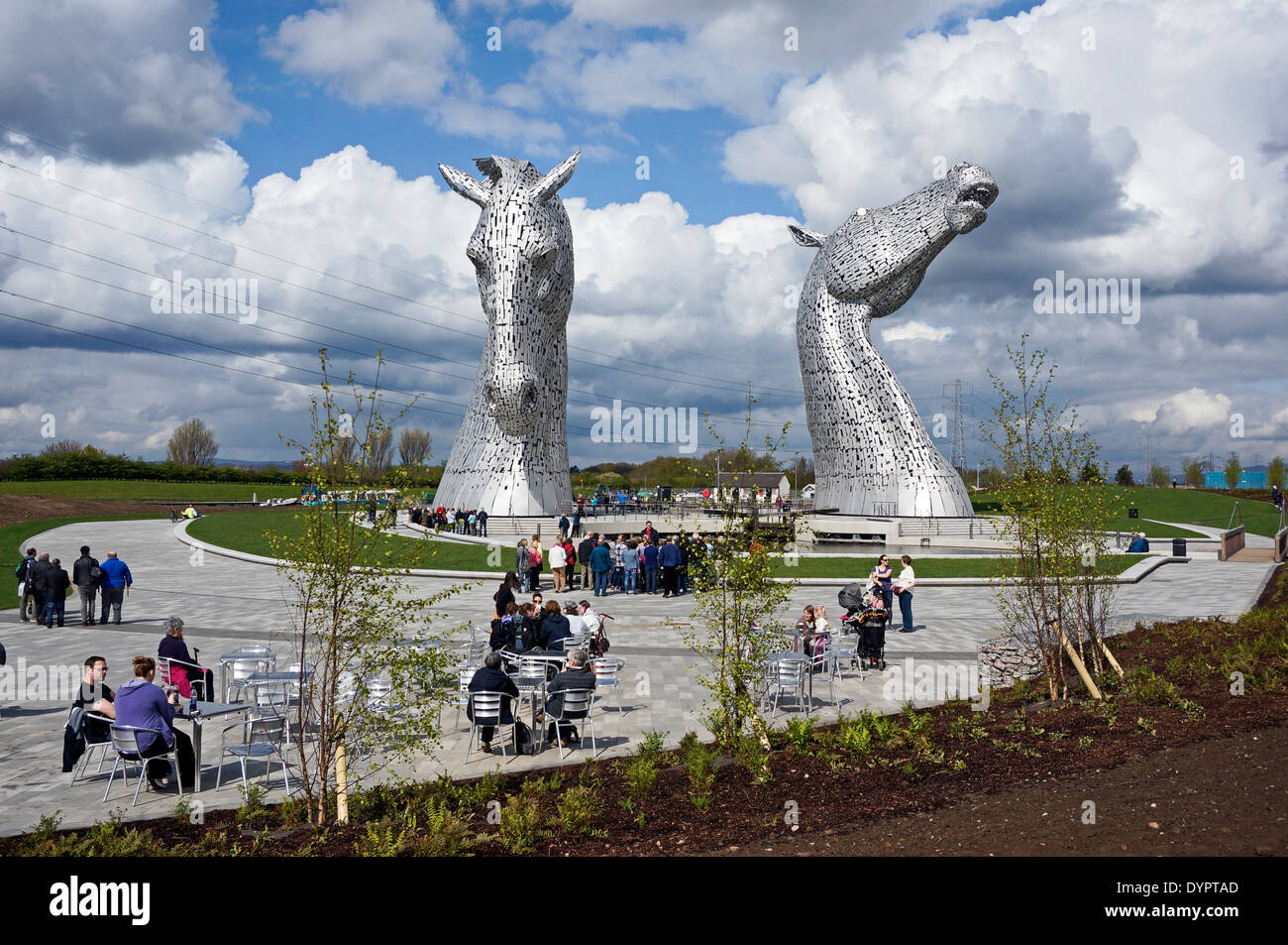 The Kelpies at The Helix beside the entrance to the Forth & Clyde canal ...