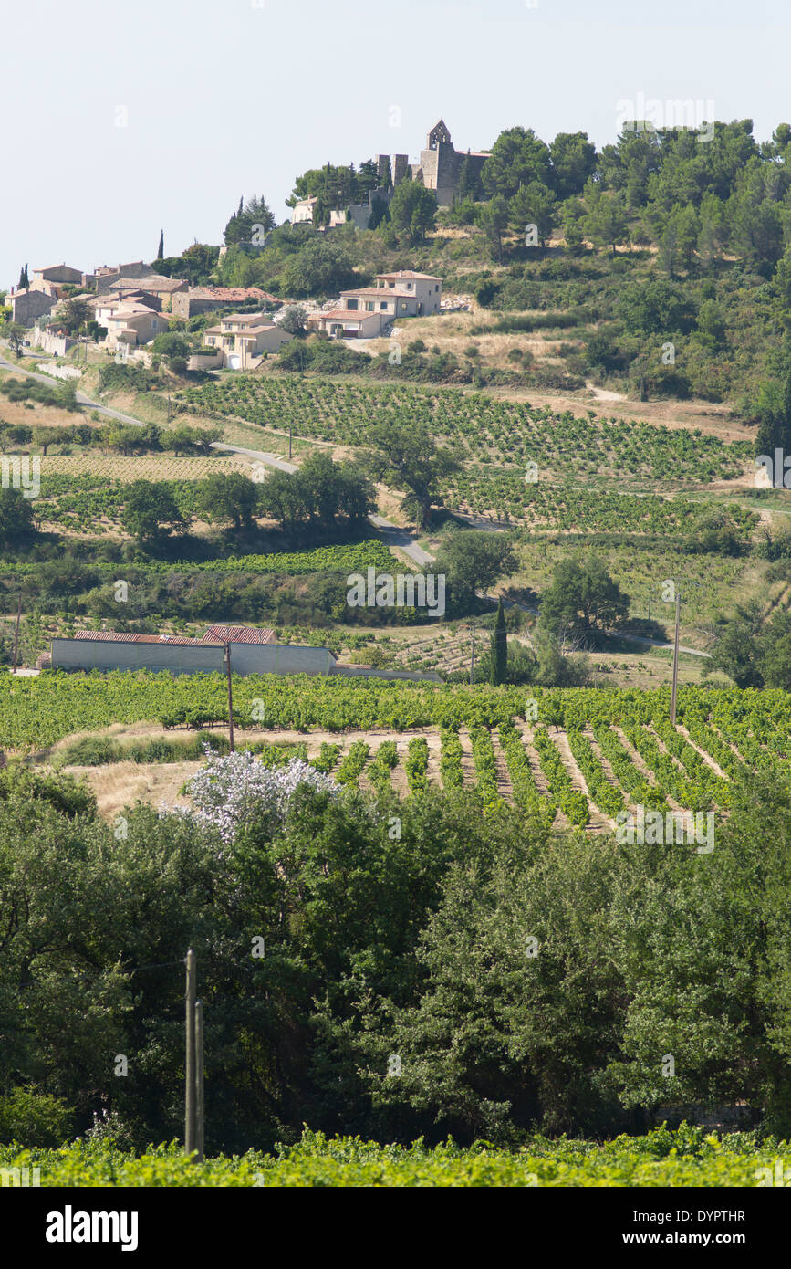 Rasteau vineyards hi-res stock photography and images - Alamy