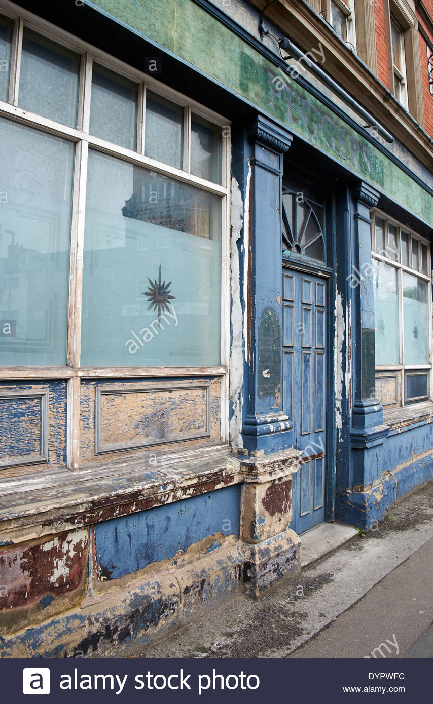 Pretty Windows High Resolution Stock Photography and Images - Alamy