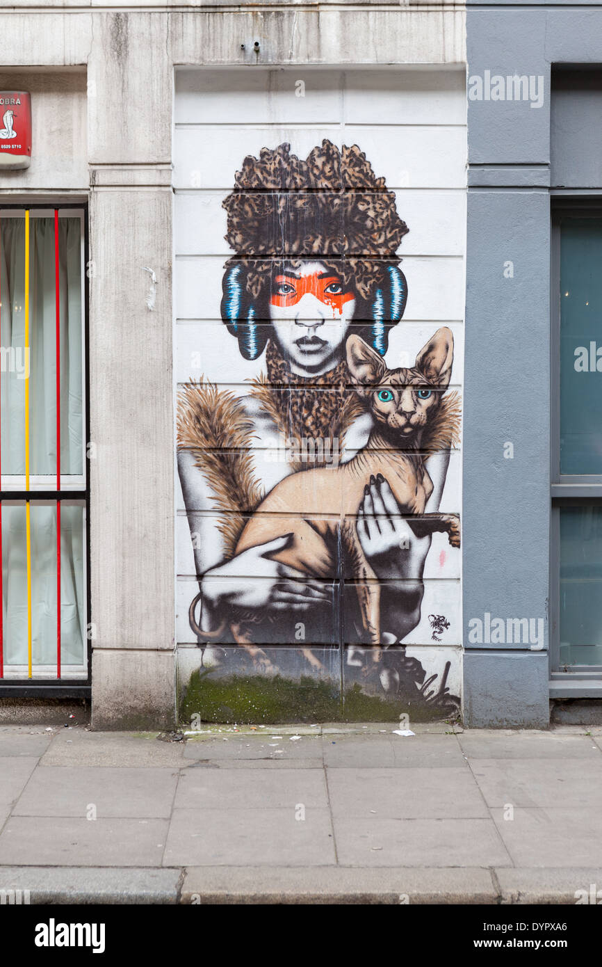 CanineFeline on Cheshire Street, London, by Fin DAC aka Finbarr Stock ...
