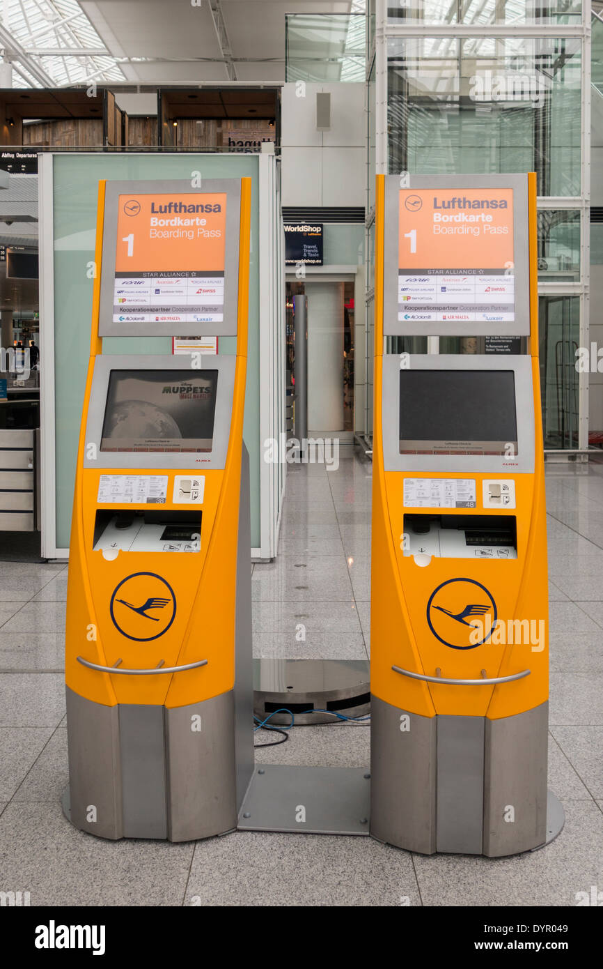 Airport, MUC, Terminal 2, quick check-in, Munich, Bavaria, Germany ...