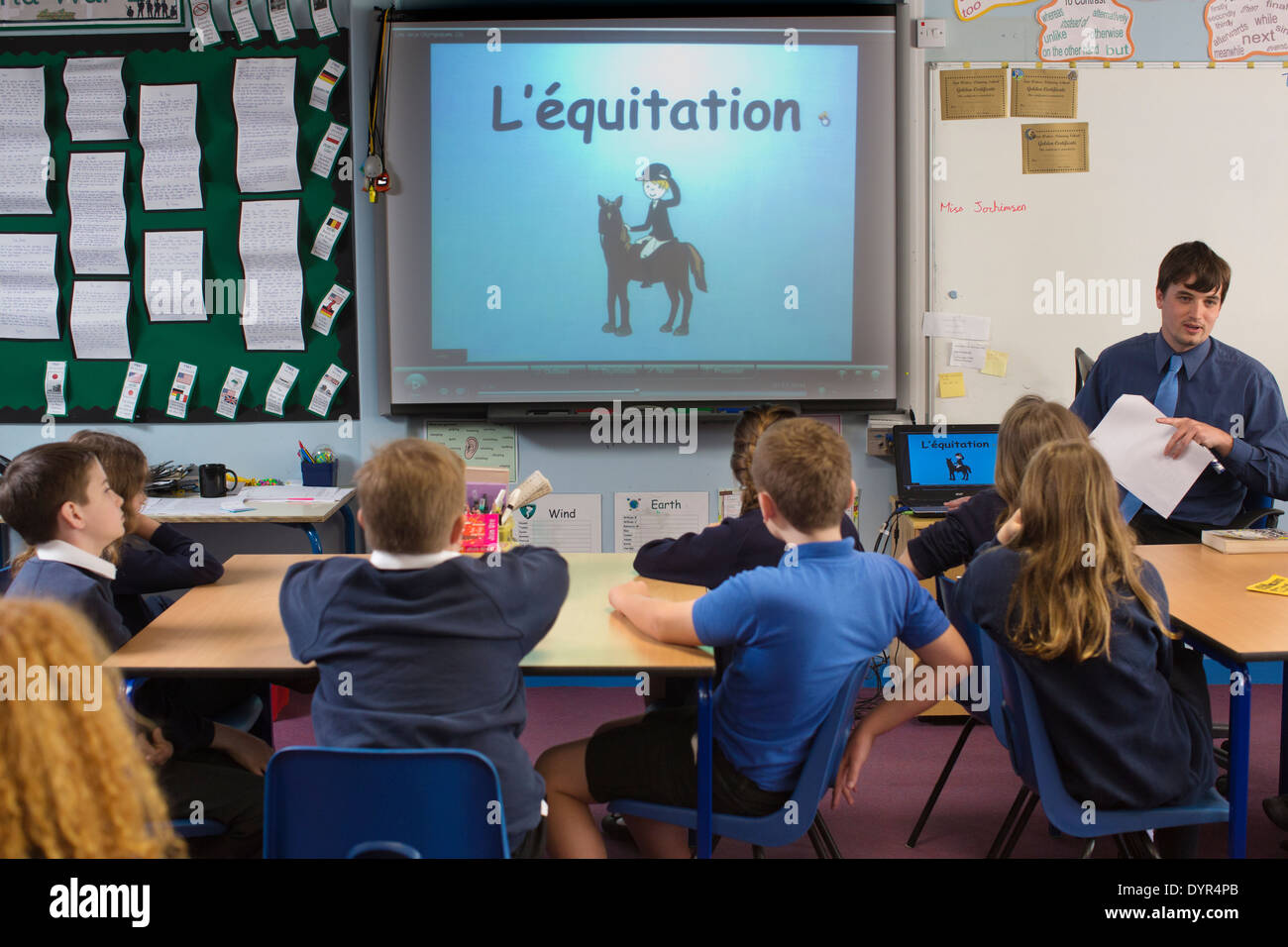 Year Four French lesson at Two Waters Primary School in Hemel Hempstead ...