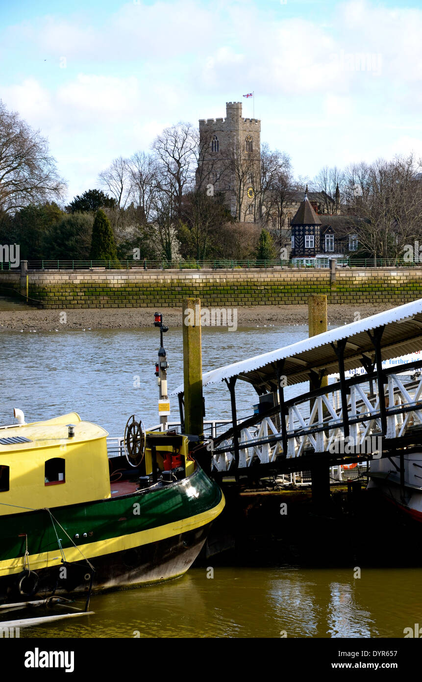 Putney Pier High Resolution Stock Photography and Images - Alamy