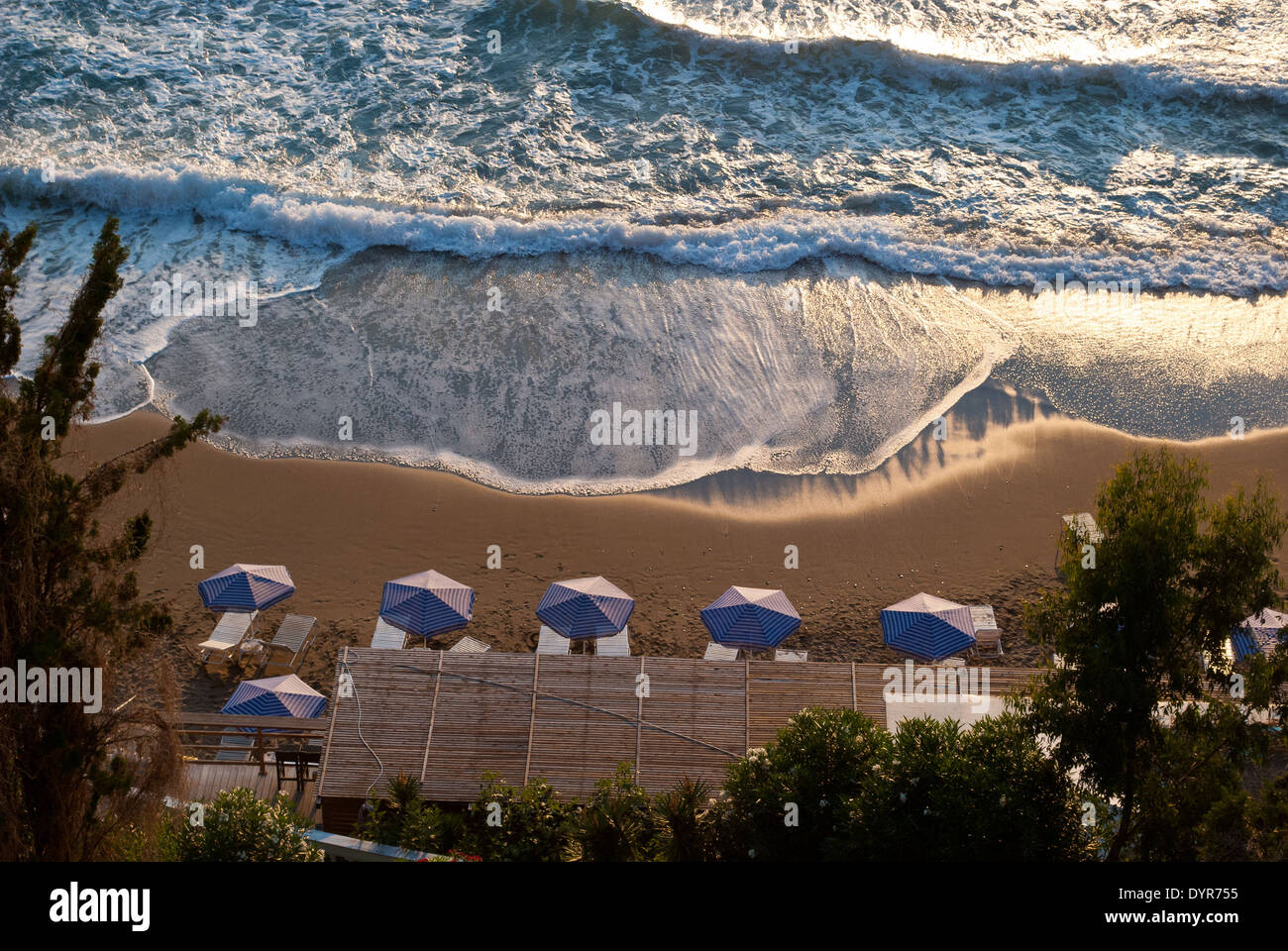 Aerial view of umbrellas on a beach Stock Photo - Alamy