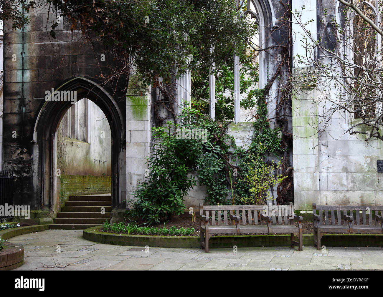St Dunstan-in-the-East church city of London Stock Photo - Alamy