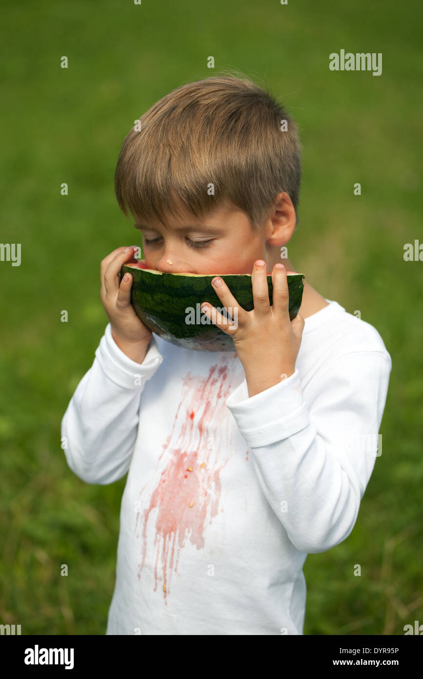 Fruit stains hi-res stock photography and images - Alamy