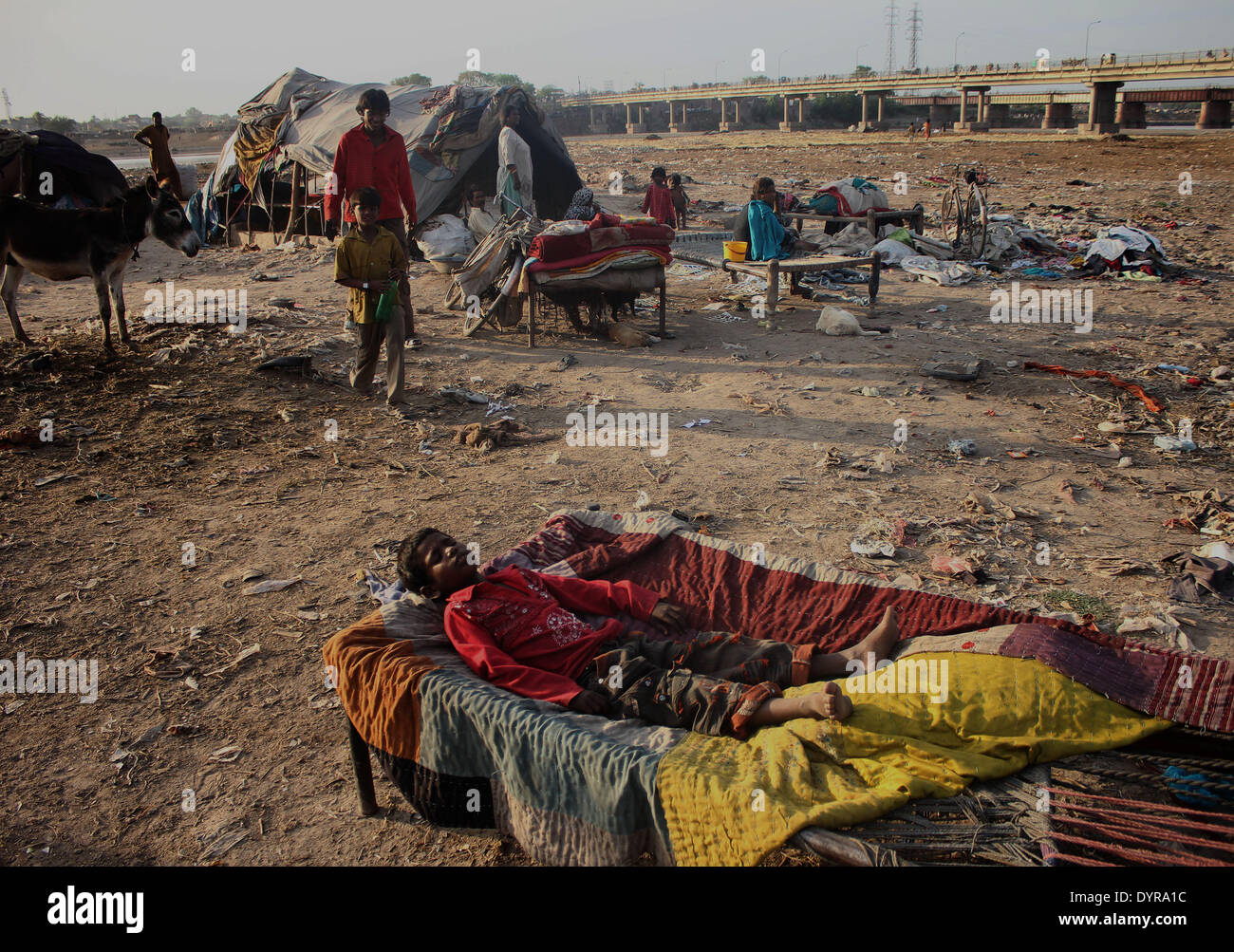 LAHORE, PAKISTAN, APRIL 24: Pakistani gypsy children playing in the dry ...