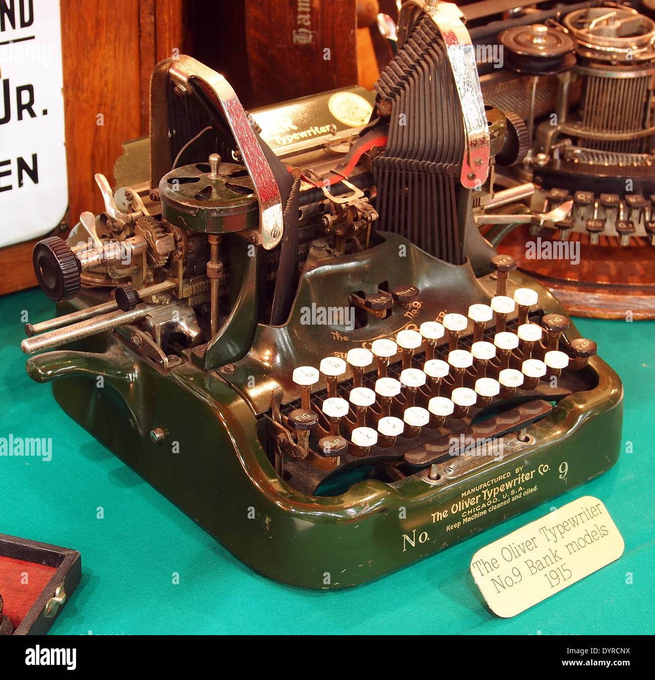 Oliver typewriter hi-res stock photography and images - Alamy
