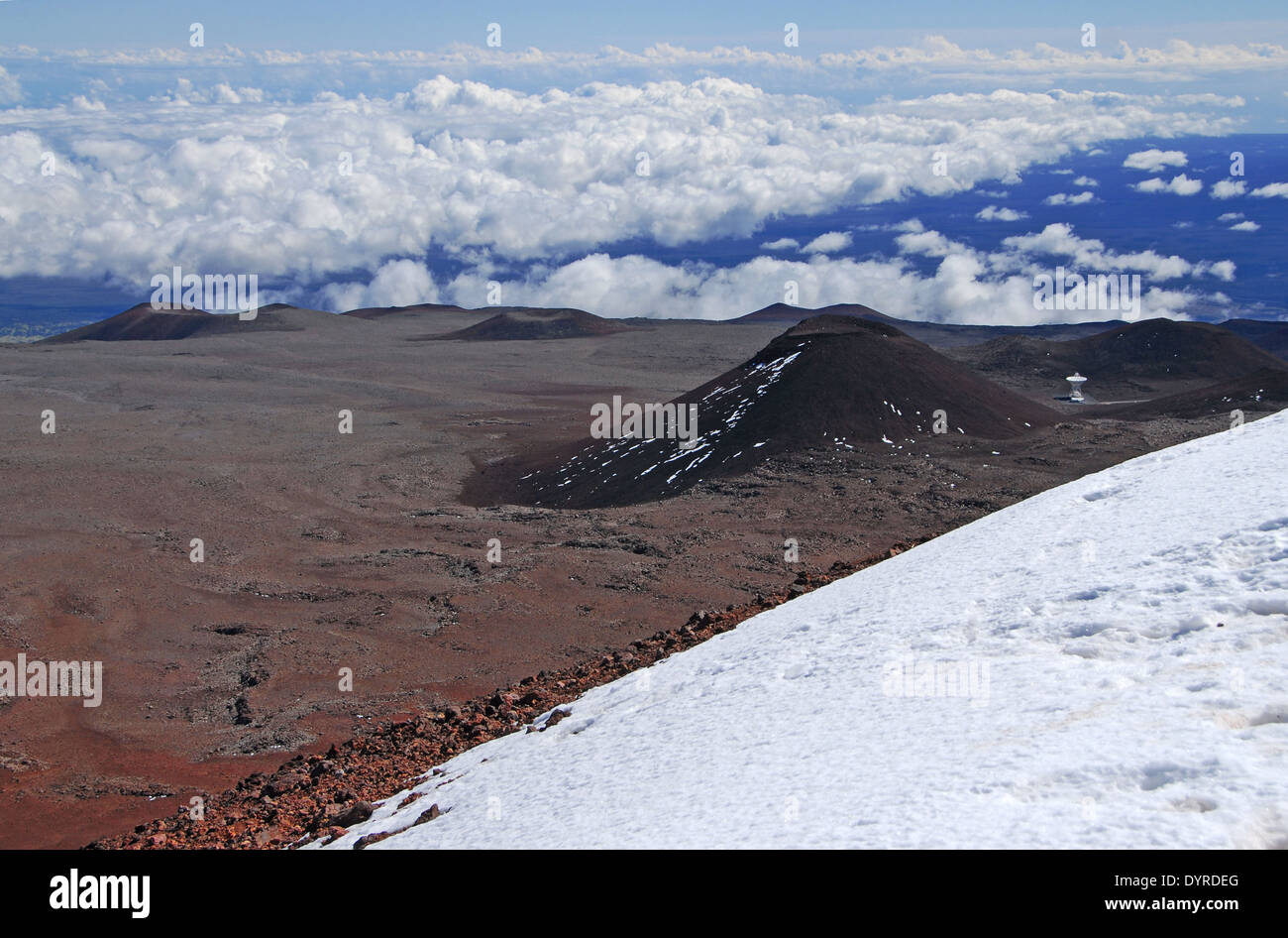 Mauna kea summit road hi-res stock photography and images - Alamy