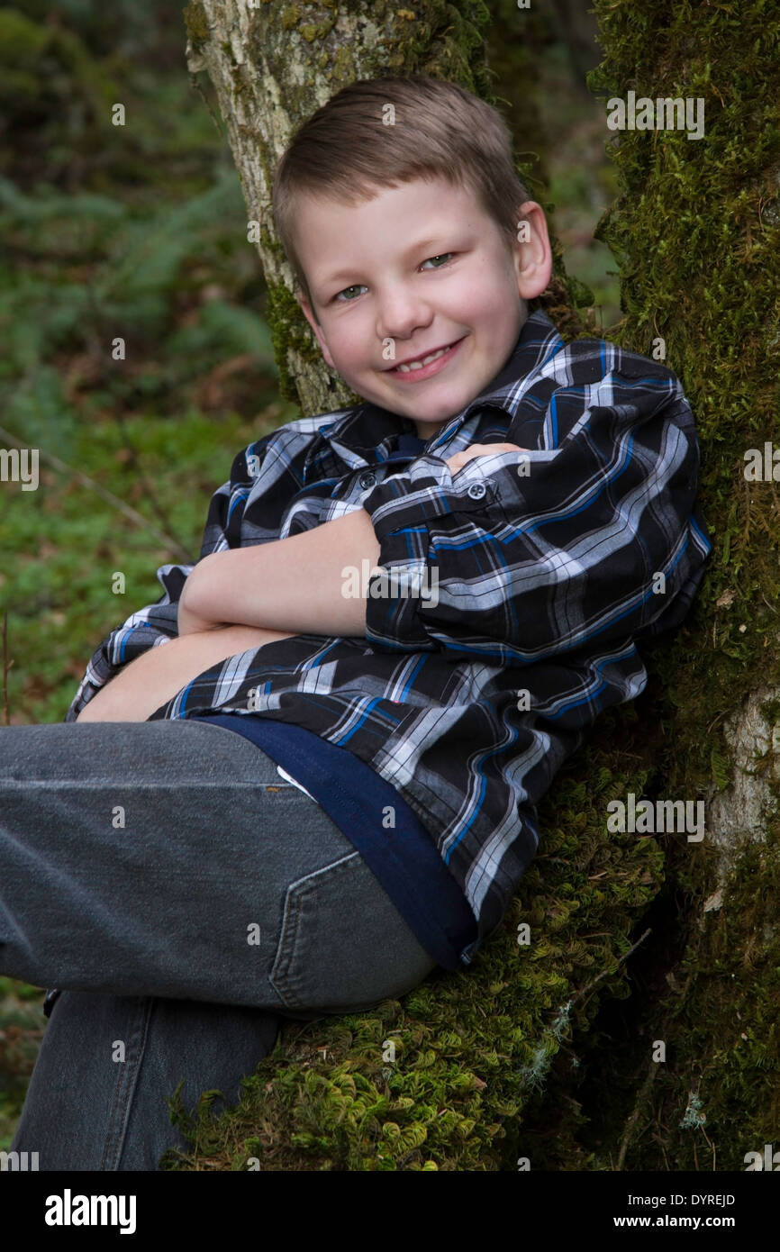 Boy 11 12 portrait hi-res stock photography and images - Alamy