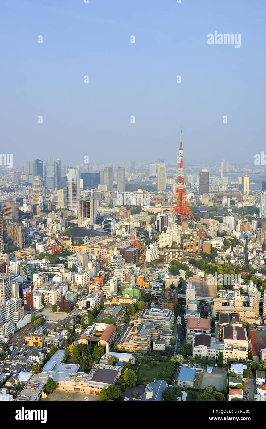 Tokyo Tower, view from Tokyo City View in Mori Tower, Roppongi Hills ...