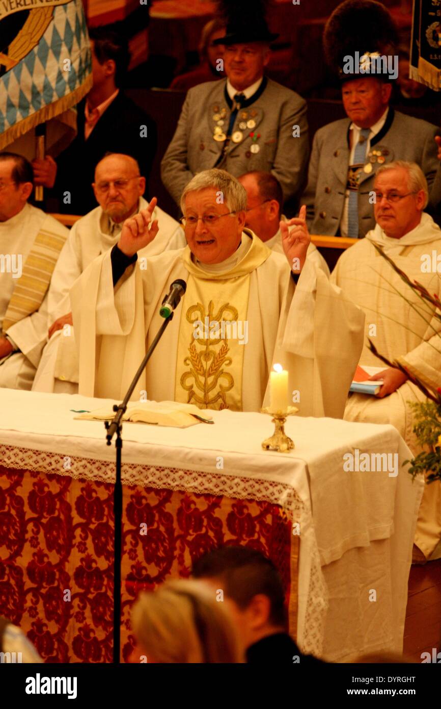 Divine service hi-res stock photography and images - Alamy