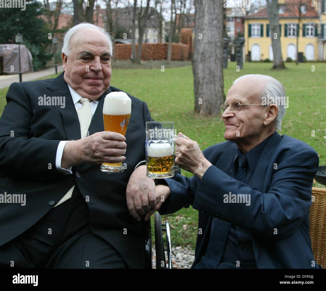 Birthday 2000 hi-res stock photography and images - Alamy