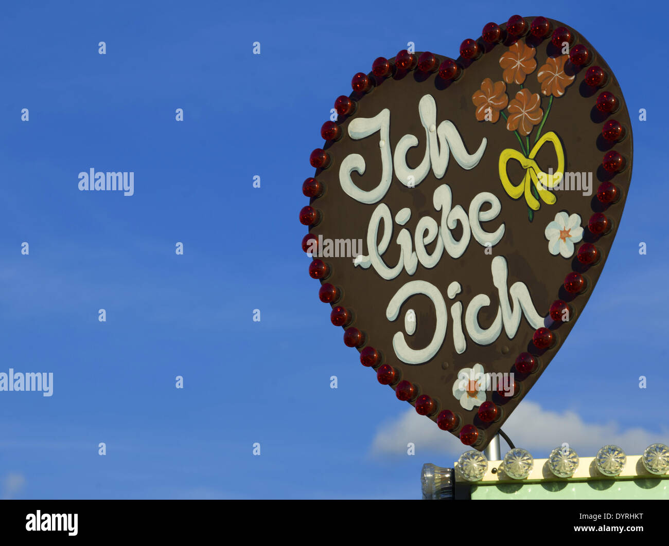 Herzerl (gingerbread heart) booth at the Oktoberfest in Munich, 2011 ...