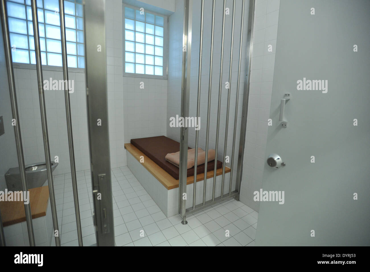 Prison cell in the Munich Police Headquarters, 2011 Stock Photo - Alamy