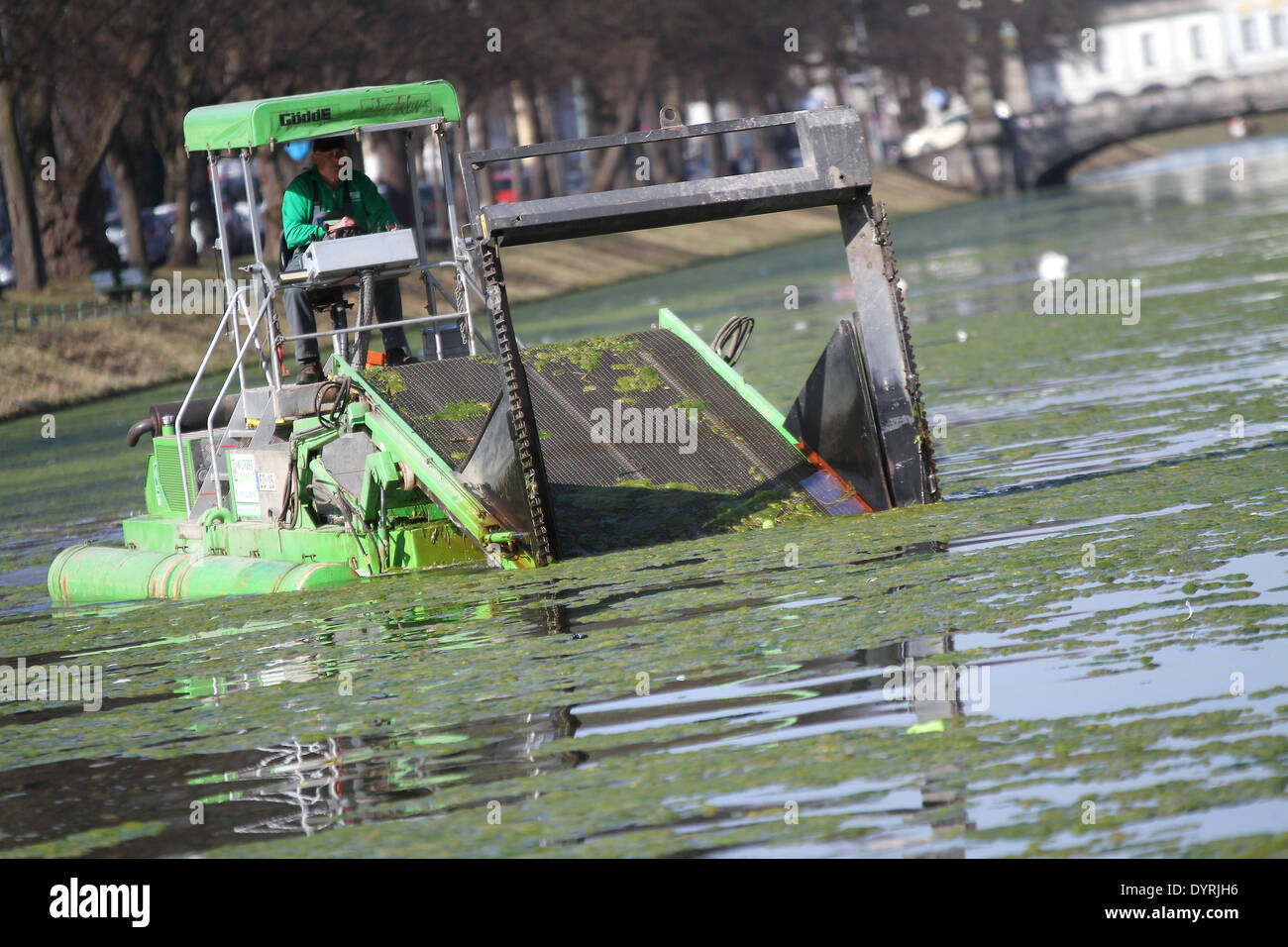 Aquatic weed harvester hi-res stock photography and images - Alamy
