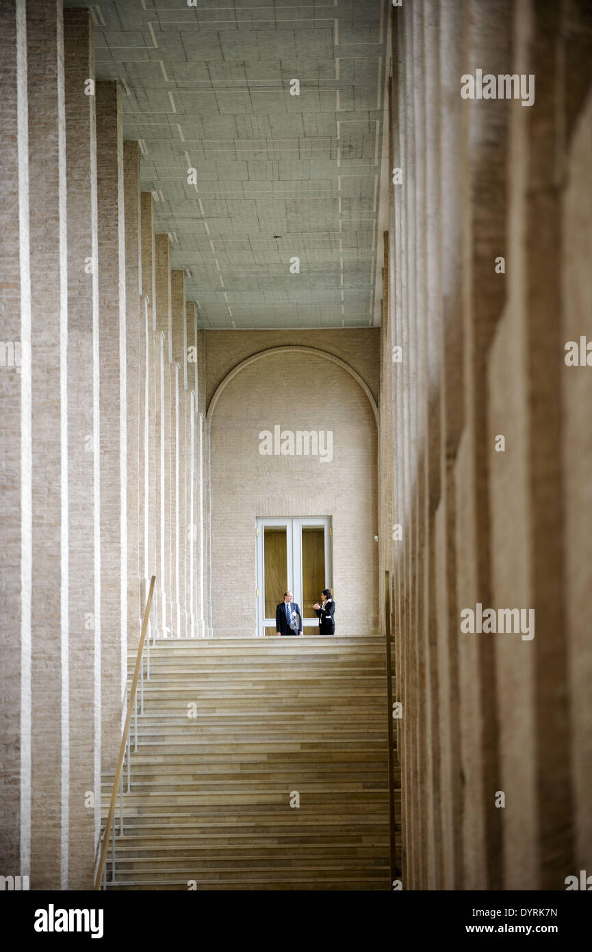 Alte pinakothek munich staircase High Resolution Stock Photography and ...