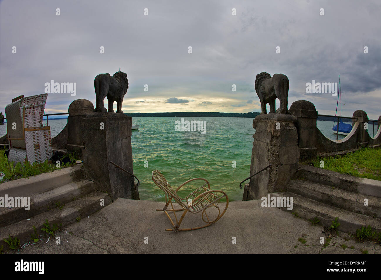 Boat dock at Seeburg Castle in Muensing, 2011 Stock Photo - Alamy