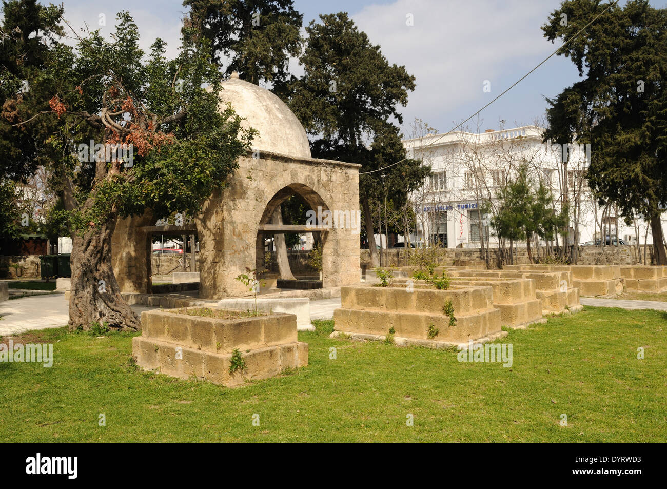 Ottoman cemetery hi-res stock photography and images - Alamy
