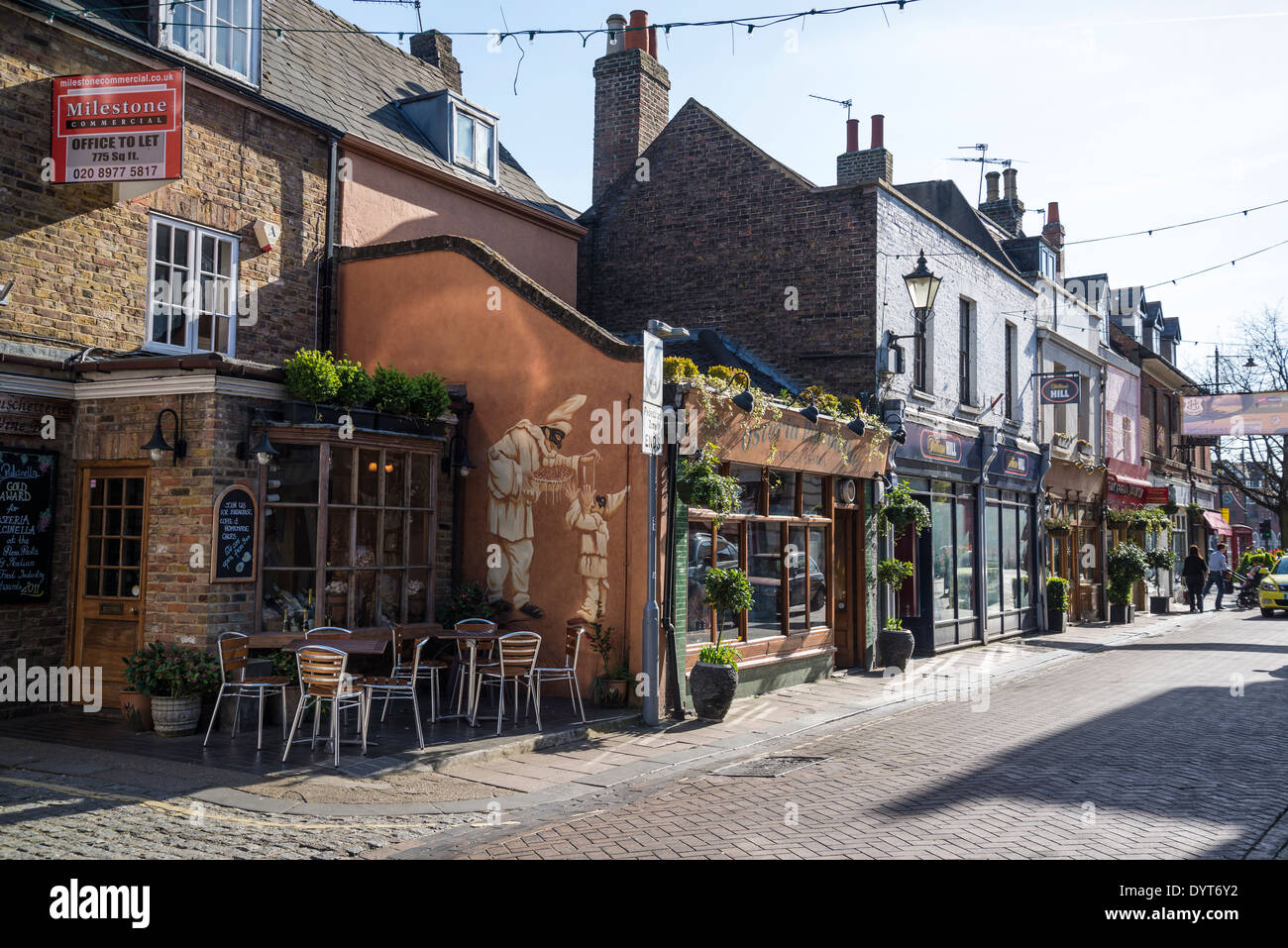 Twickenham hi-res stock photography and images - Alamy