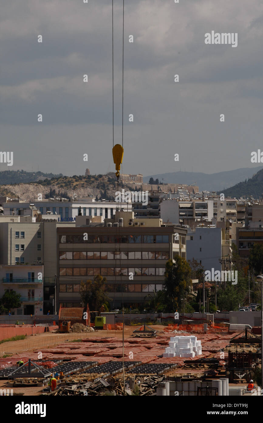 Athens, Greece. 25th Apr, 2014. Cranes operate at the construction site ...