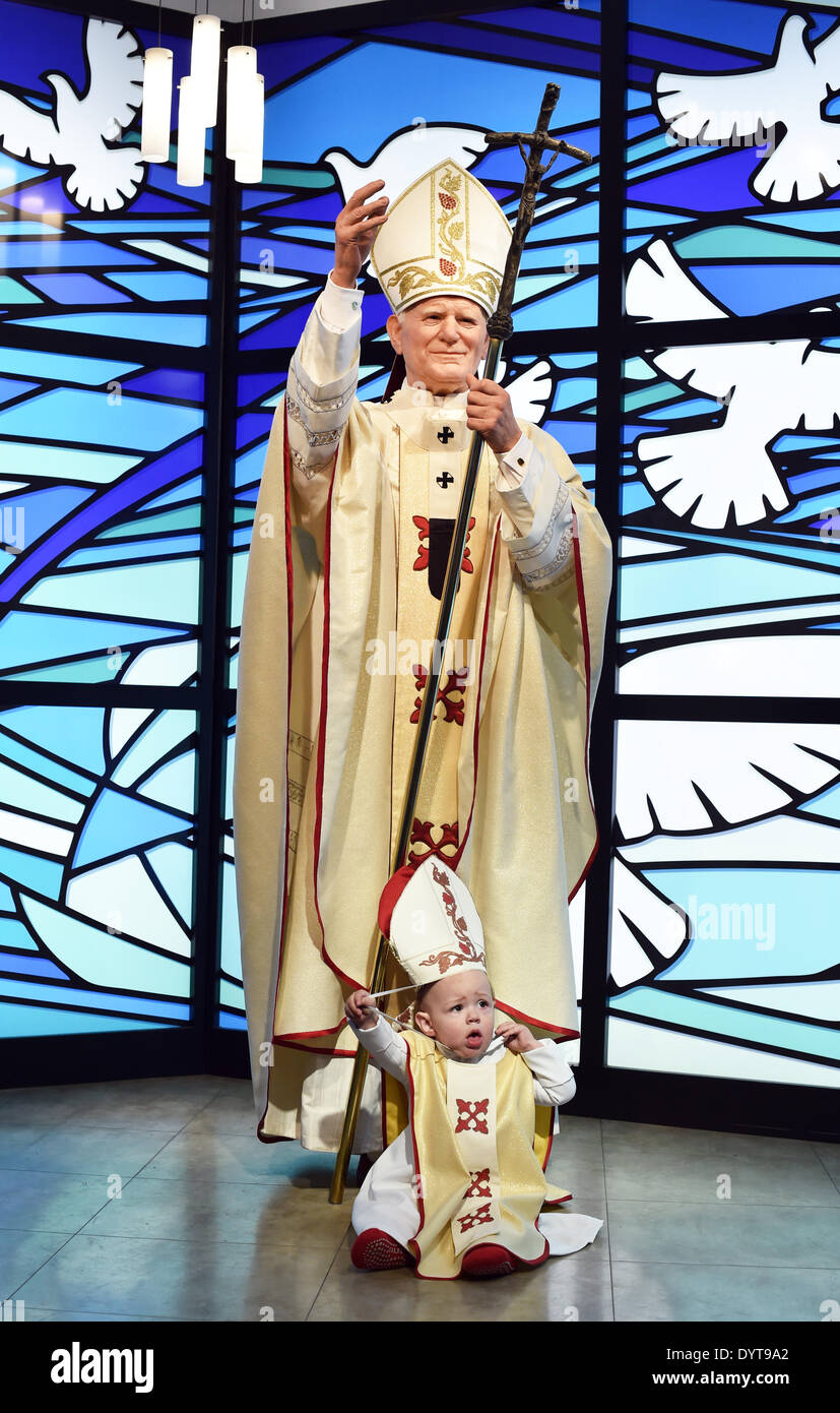 Pope john paul ii wax hi-res stock photography and images - Alamy