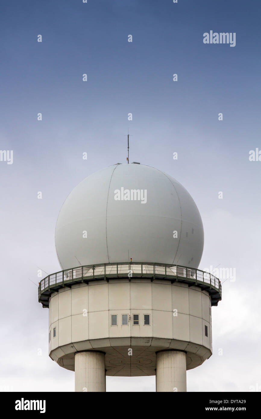 Rdar hi-res stock photography and images - Alamy