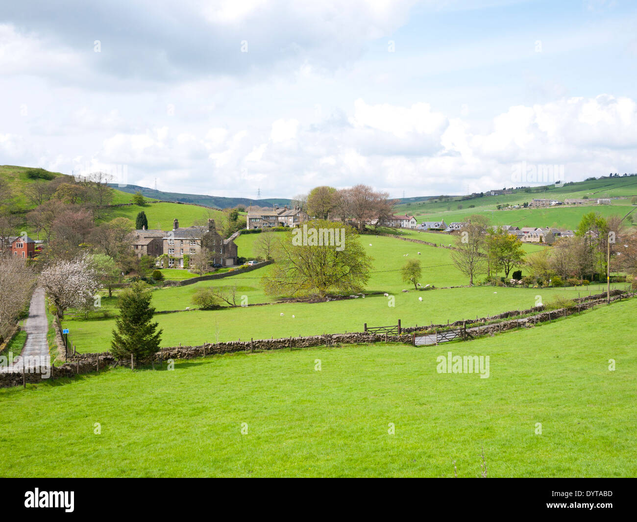 Open rolling countryside hi-res stock photography and images - Alamy