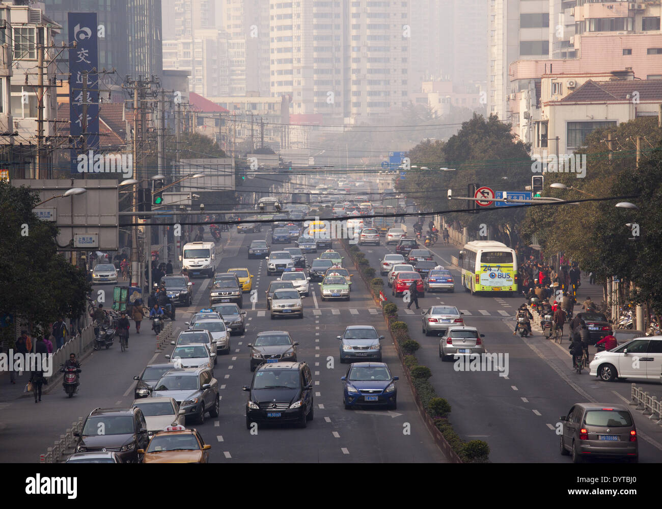 Traffic smog hi-res stock photography and images - Alamy