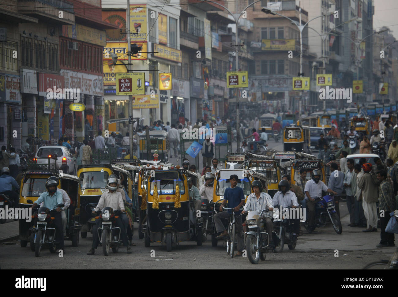 India auto rickshaw 2000 hi-res stock photography and images - Alamy