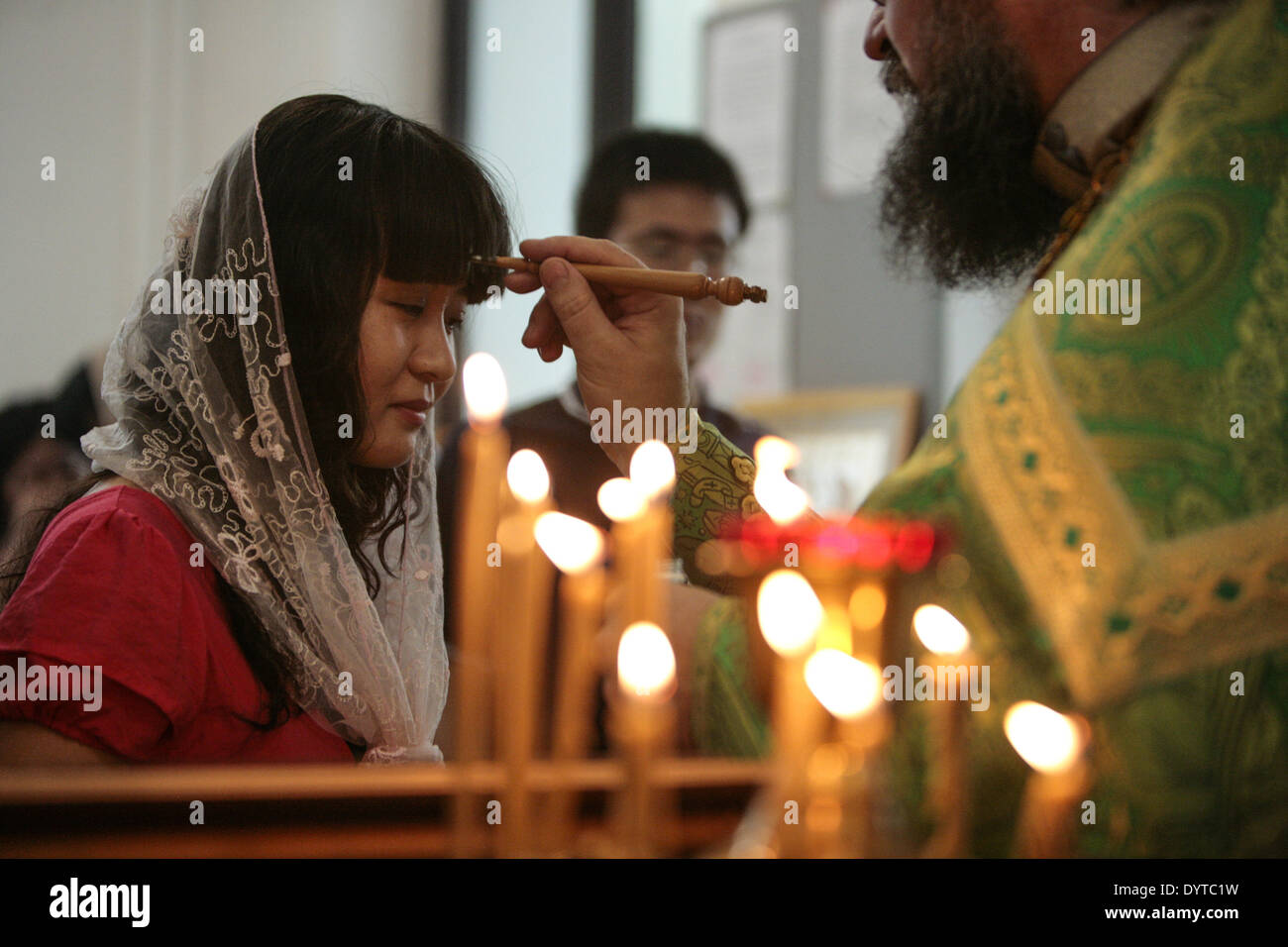 Disciples participate in a Orthodox mass in Shanghai on 15 June 2008 ...