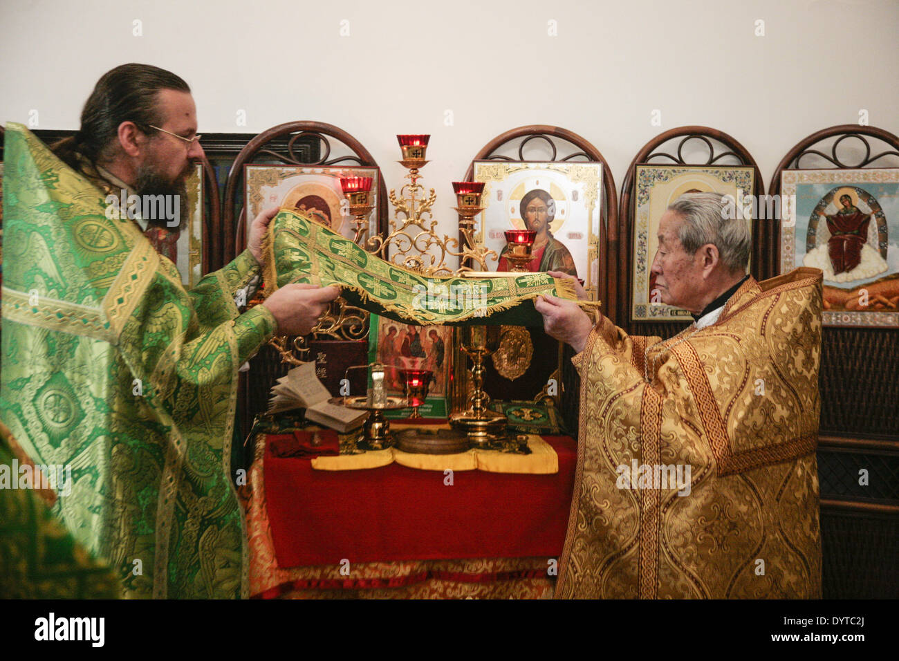 Ex priest hi-res stock photography and images - Alamy
