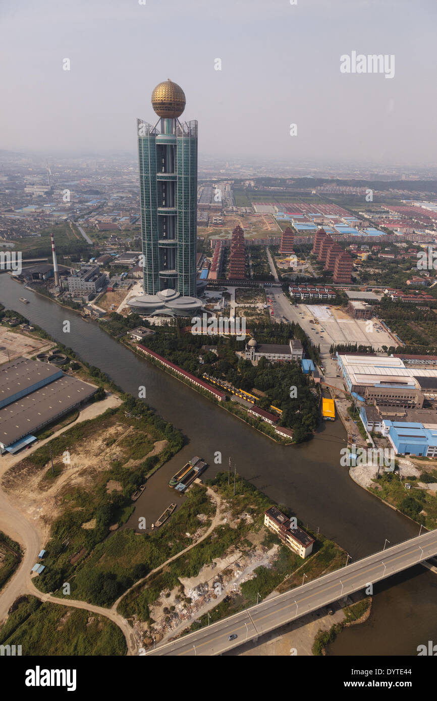 Meter tall hi-res stock photography and images - Alamy