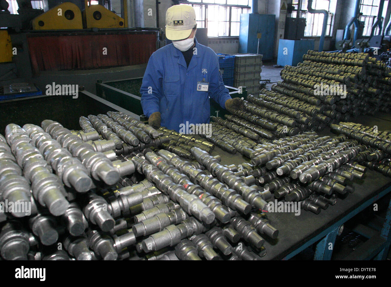 Automobile engine manufacturing hi-res stock photography and images - Alamy