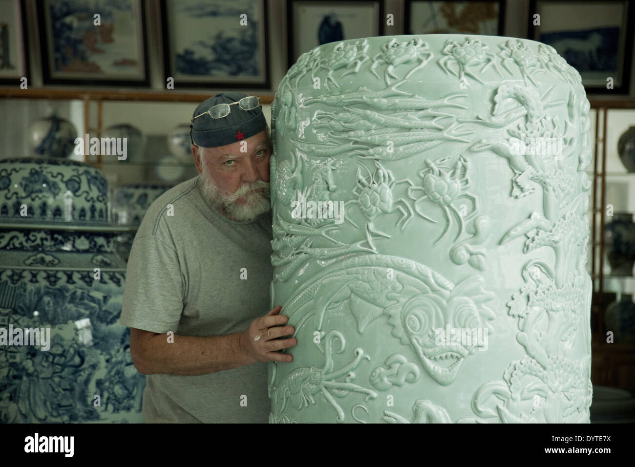 Roger Law poses with his work at Jingdezhen Stock Photo - Alamy