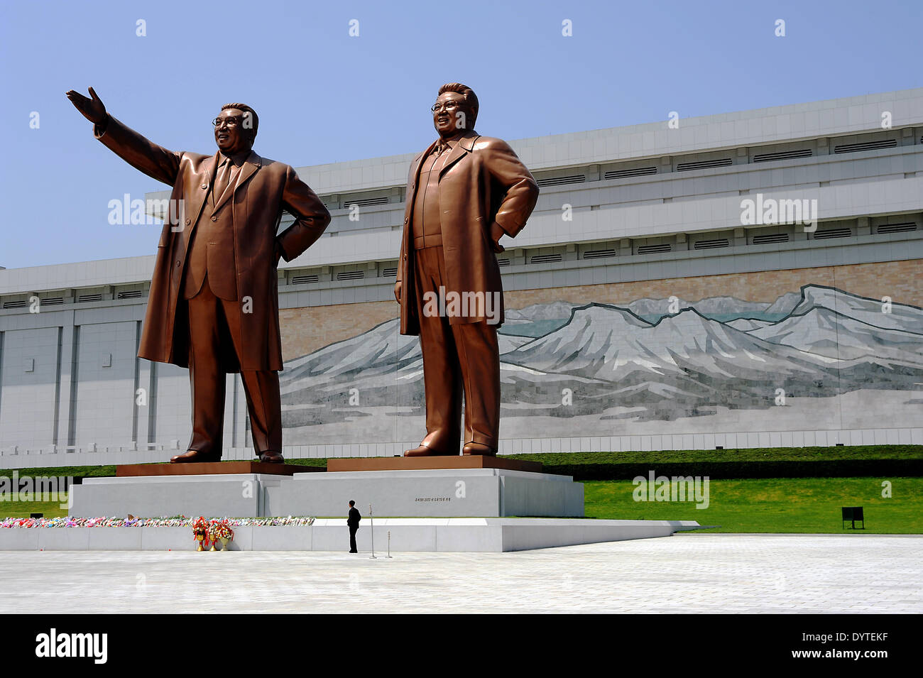 Mansudae Grand Monument Stock Photo - Alamy