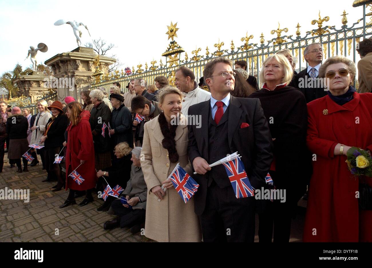 2004 england hi-res stock photography and images - Alamy