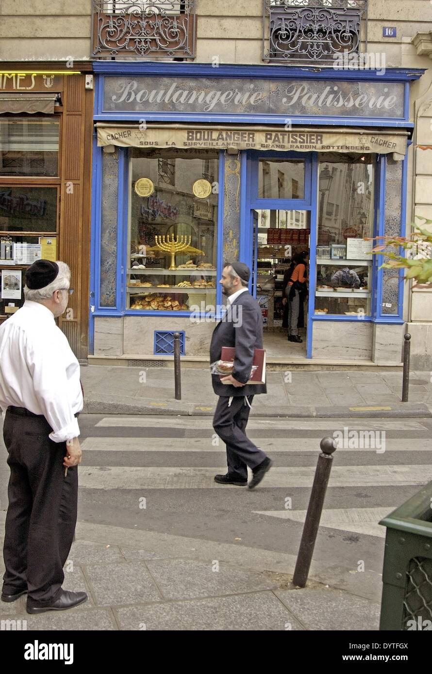 Finance District Paris High Resolution Stock Photography and Images - Alamy