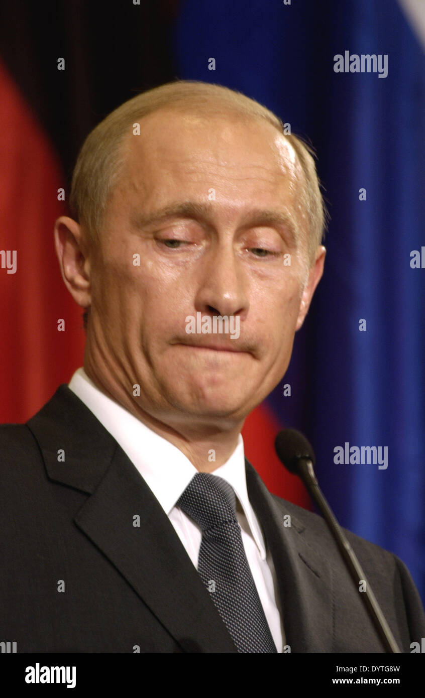 Vladimir Putin 2005 High Resolution Stock Photography and Images - Alamy