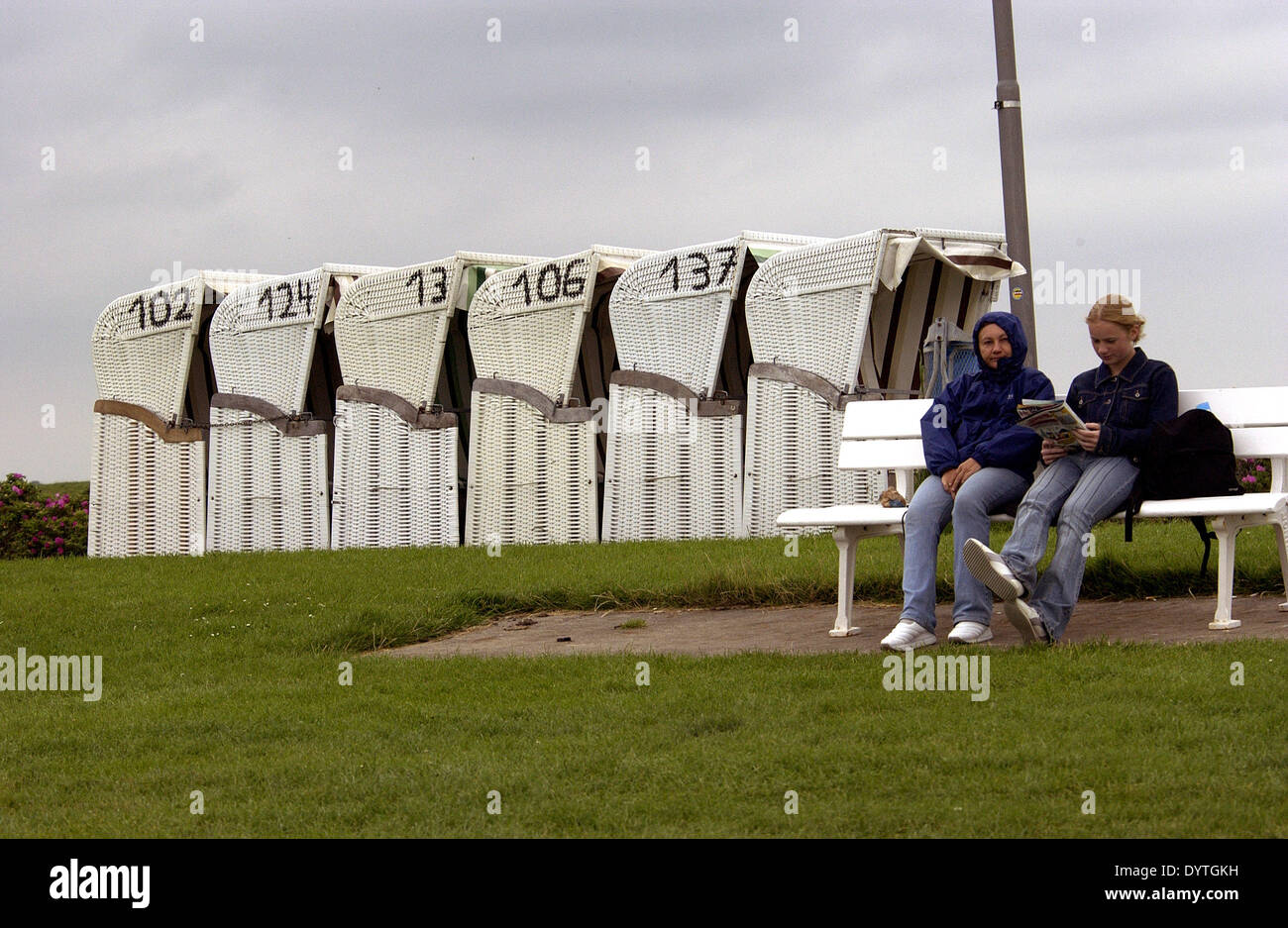 Beach 2000 hi-res stock photography and images - Alamy